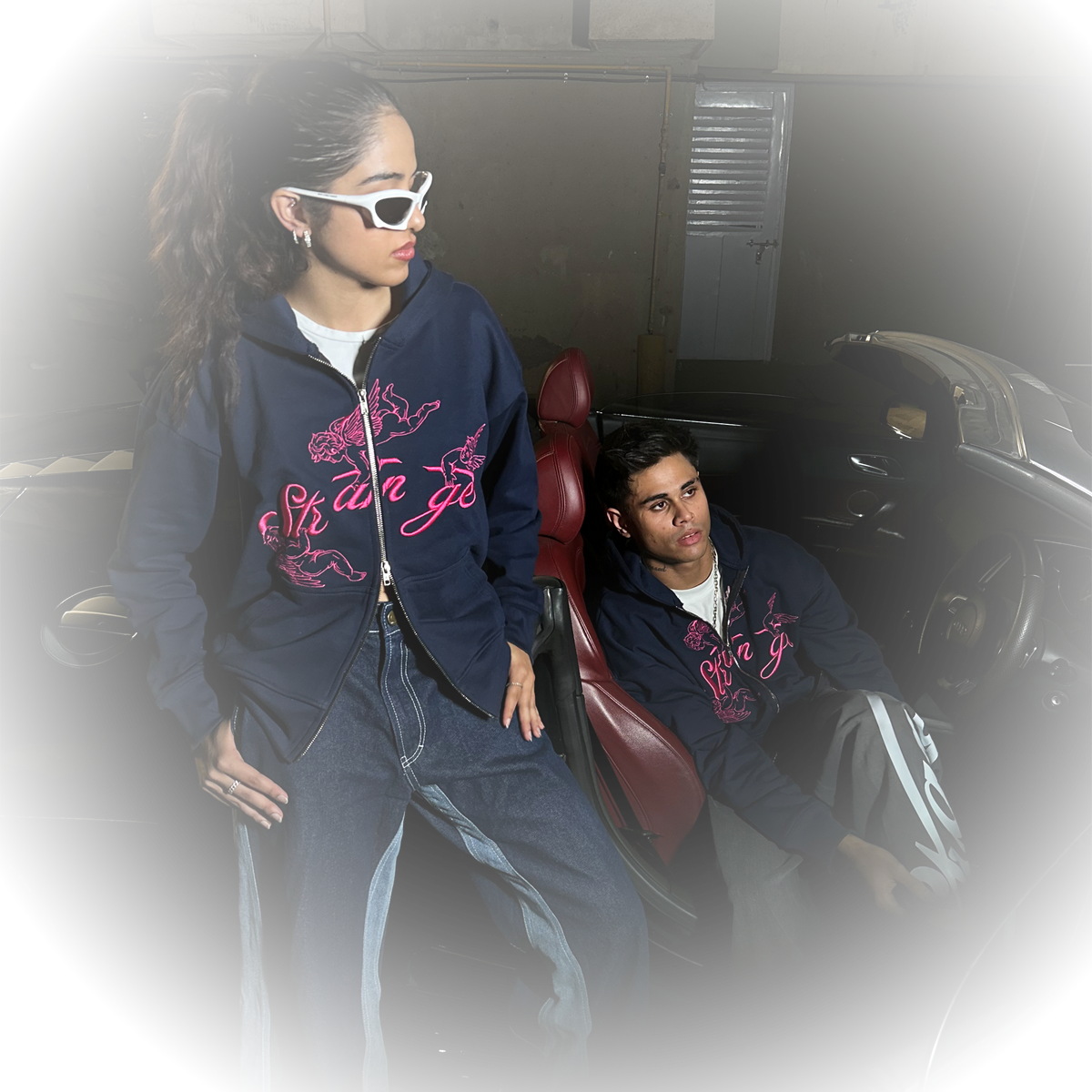 FORTUNE ZIPPER (NAVY) – Dawntown